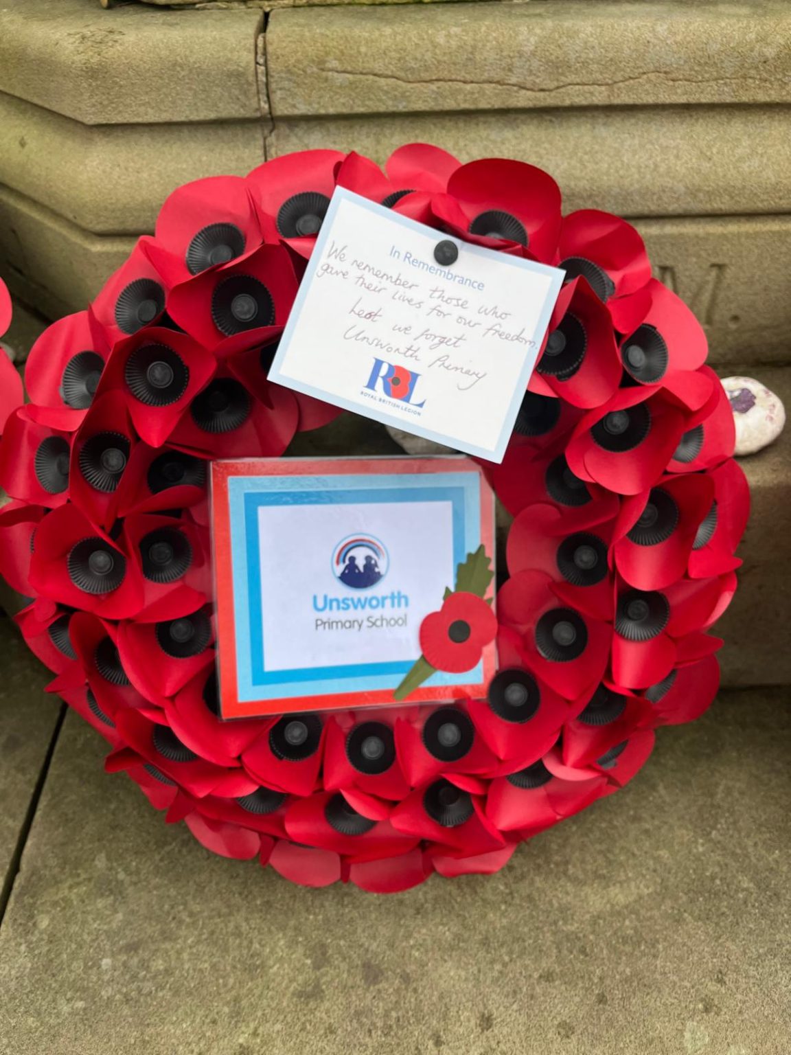 Lest we forget : Unsworth Primary School